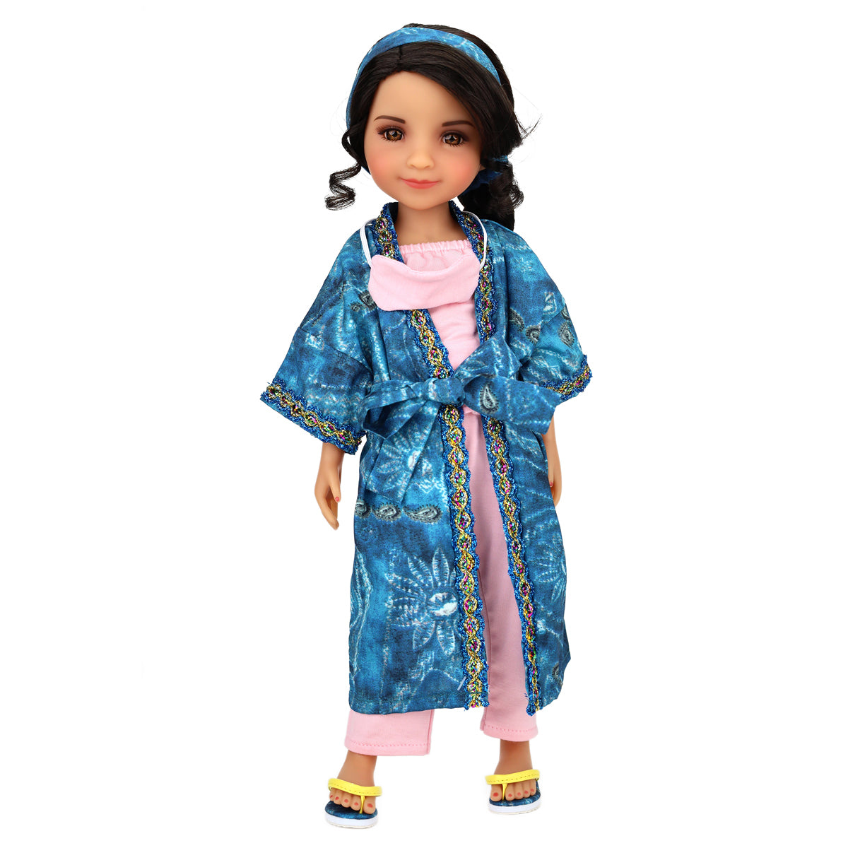 Ruby Red Fashion Friends Outfit: Lounging Around | Ruby Red Dolls ...